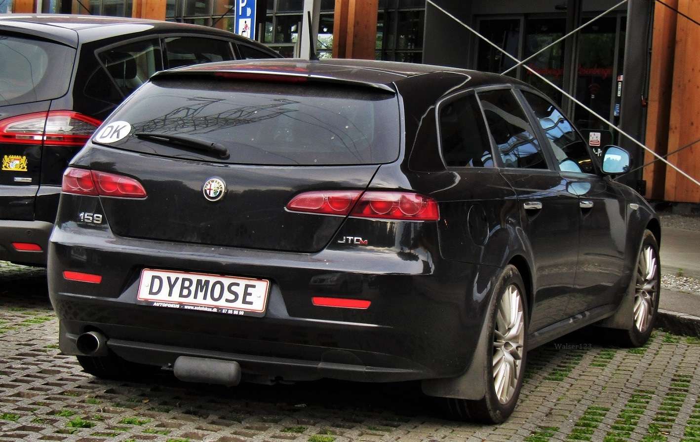 How Personalized License Plates Reflect Your Style?